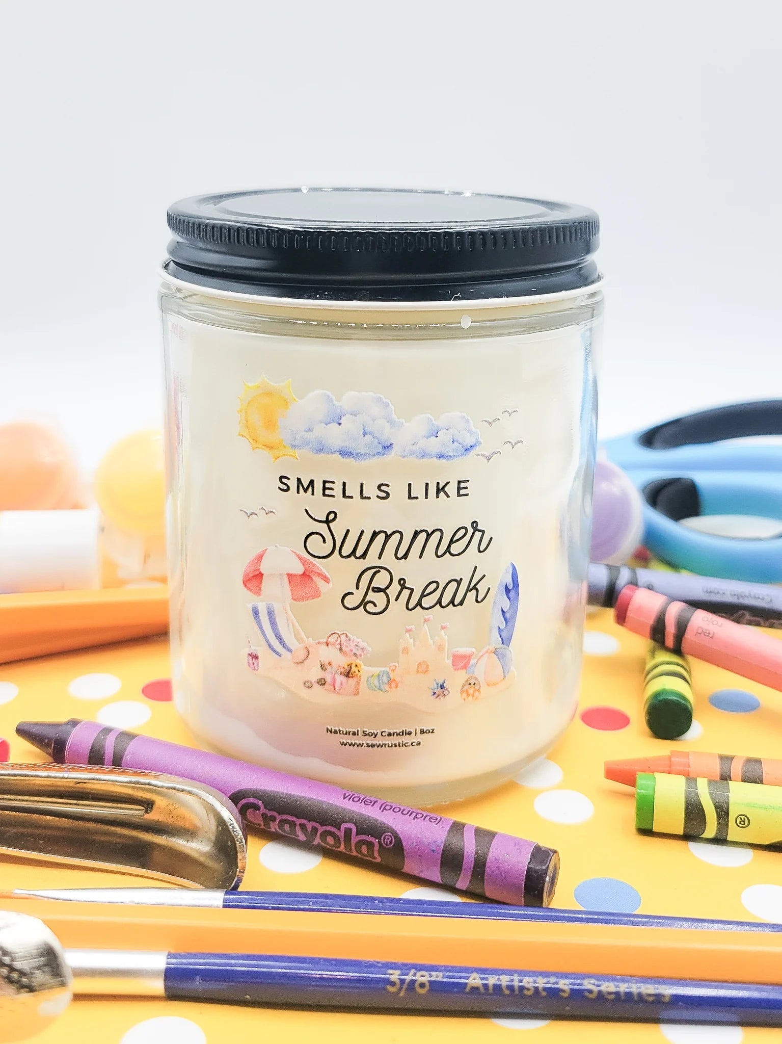 Smells Like Summer Break Candle – Elizabeth Watson